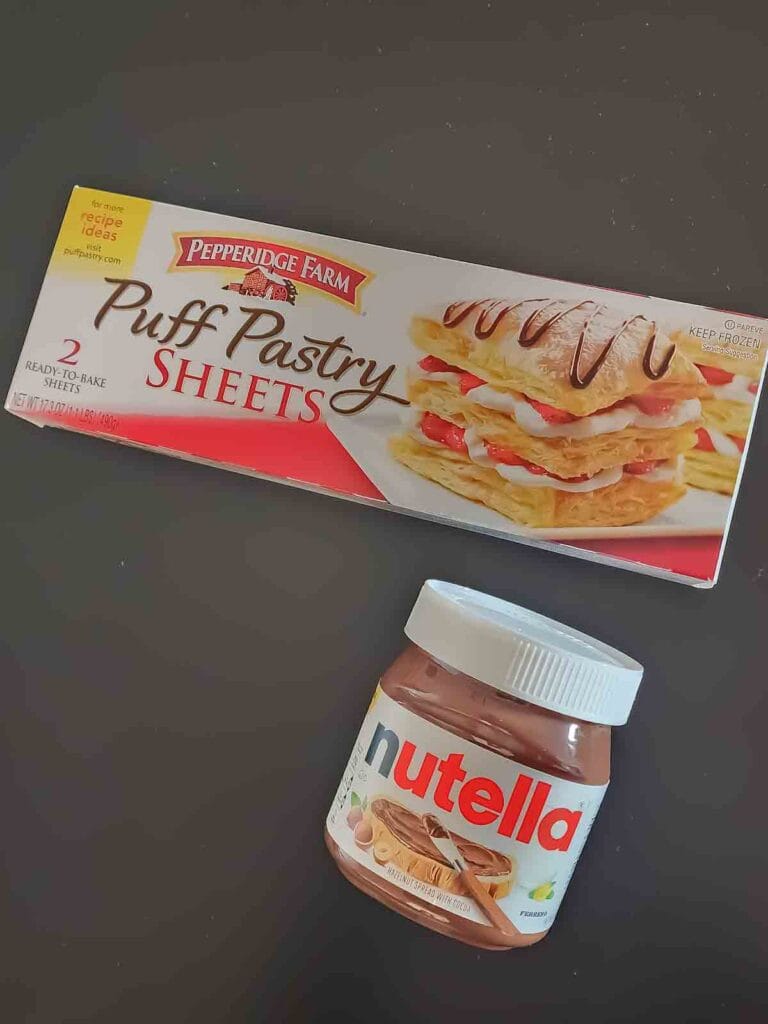 2-Ingredient Nutella Christmas Tree - Profusion Curry