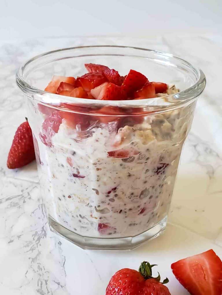 Strawberries and Cream Overnight Oats - Profusion Curry