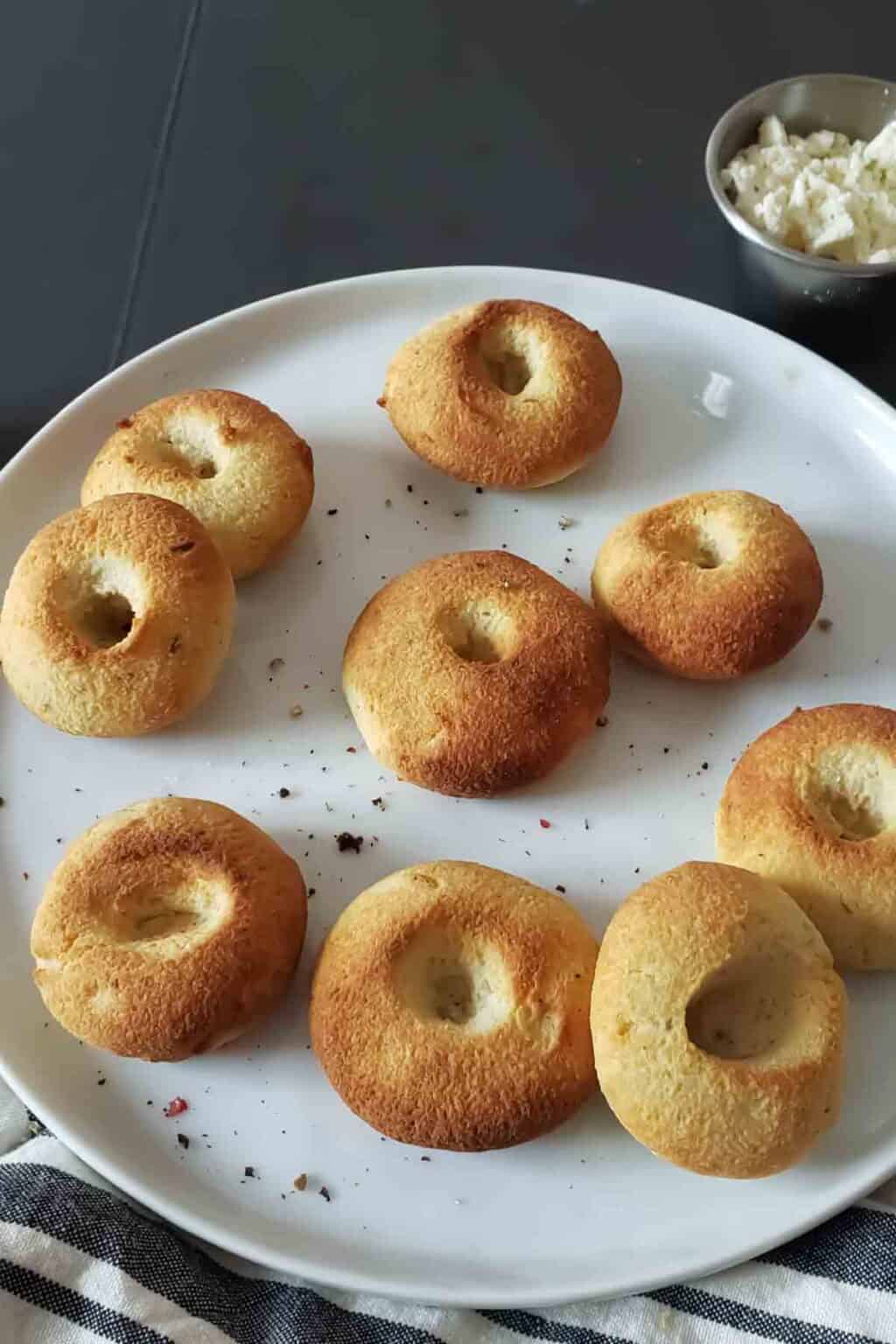 2-Ingredient Bagel Bites with Greek Yogurt - Profusion Curry